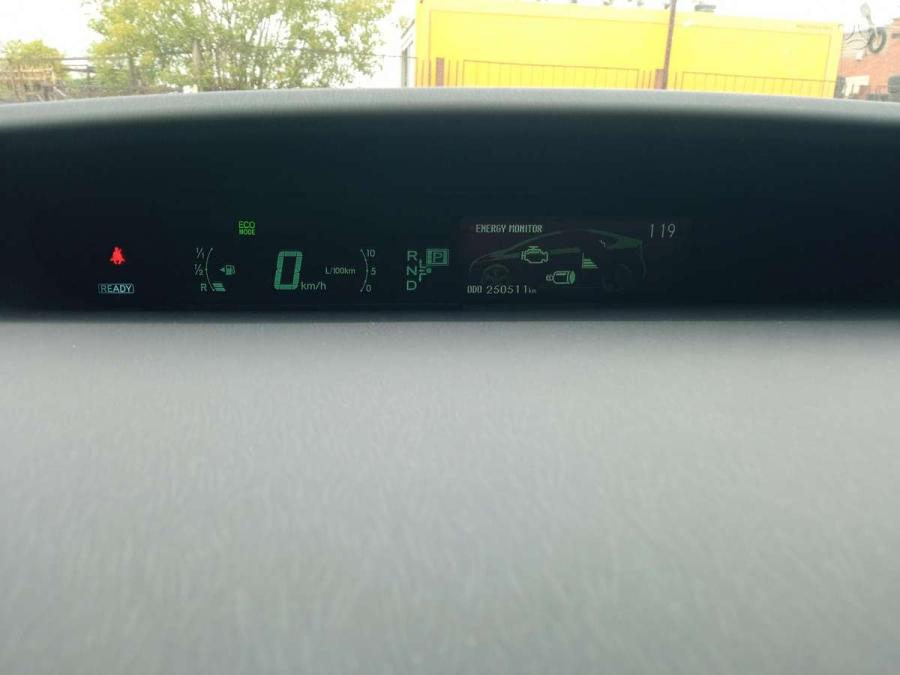Белый Тойота Приус 2010 в Паневежис, объемом двигателя 1.80 л и пробегом 251 тыс. км за 5800 €, фото 27 на AUTOMOTO.COM.LV