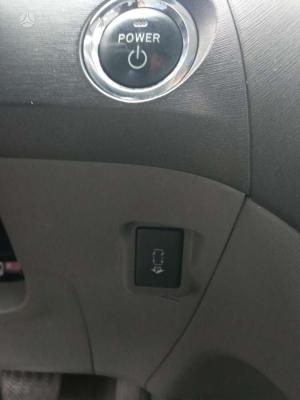Белый Тойота Приус 2010 в Паневежис, объемом двигателя 1.80 л и пробегом 251 тыс. км за 5800 €, фото 29 на AUTOMOTO.COM.LV
