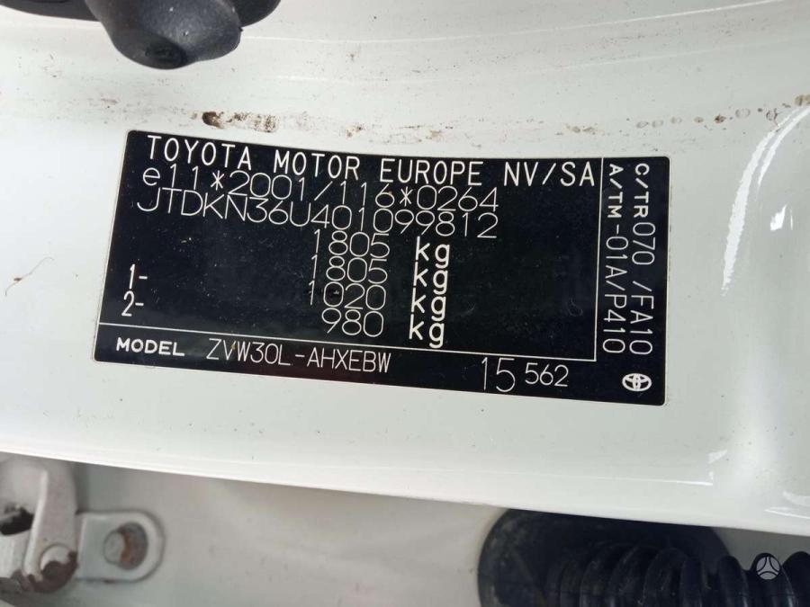 Белый Тойота Приус 2010 в Паневежис, объемом двигателя 1.80 л и пробегом 251 тыс. км за 5800 €, фото 46 на AUTOMOTO.COM.LV