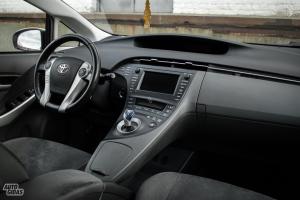 Белый Тойота Приус 2010 в Утена, объемом двигателя 1.80 л и пробегом 181 тыс. км за 8950 €, фото 15 на AUTOMOTO.COM.LV