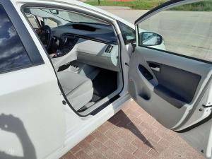 Белый Тойота Приус 2010 в Вильнюс, объемом двигателя 1.80 л и пробегом 320 тыс. км за 5790 €, фото 12 на AUTOMOTO.COM.LV