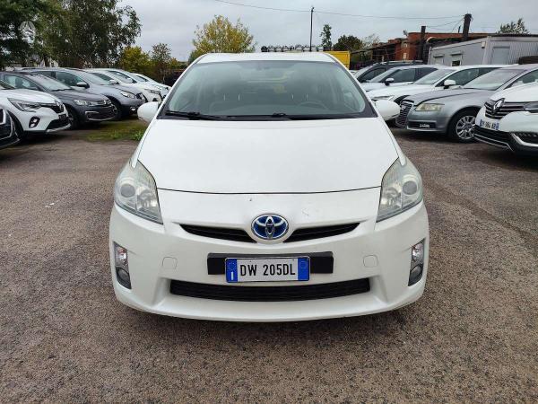 Balts Toyota Prius 2010 Panevēža, ar dzinēja tilpumu 1.80 L un nobraukumu 251 tūkst. km par 6000 €, foto 6 vietnē AUTOMOTO.COM.LV