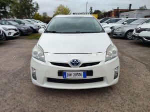 Balts Toyota Prius 2010 Panevēža, ar dzinēja tilpumu 1.80 L un nobraukumu 251 tūkst. km par 6000 €, foto 6 vietnē AUTOMOTO.COM.LV