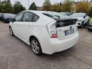 Balts Toyota Prius 2010 Panevēža, ar dzinēja tilpumu 1.80 L un nobraukumu 251 tūkst. km par 6000 €, foto 12 vietnē AUTOMOTO.COM.LV