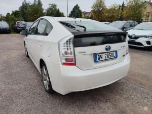 Balts Toyota Prius 2010 Panevēža, ar dzinēja tilpumu 1.80 L un nobraukumu 251 tūkst. km par 6000 €, foto 13 vietnē AUTOMOTO.COM.LV