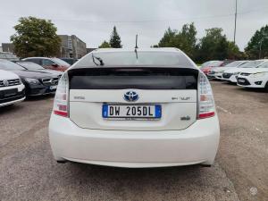 Balts Toyota Prius 2010 Panevēža, ar dzinēja tilpumu 1.80 L un nobraukumu 251 tūkst. km par 6000 €, foto 14 vietnē AUTOMOTO.COM.LV