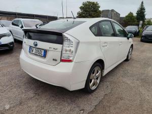 Balts Toyota Prius 2010 Panevēža, ar dzinēja tilpumu 1.80 L un nobraukumu 251 tūkst. km par 6000 €, foto 15 vietnē AUTOMOTO.COM.LV