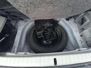 Balts Toyota Prius 2010 Panevēža, ar dzinēja tilpumu 1.80 L un nobraukumu 251 tūkst. km par 6000 €, foto 23 vietnē AUTOMOTO.COM.LV