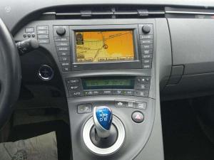 Balts Toyota Prius 2010 Panevēža, ar dzinēja tilpumu 1.80 L un nobraukumu 251 tūkst. km par 6000 €, foto 25 vietnē AUTOMOTO.COM.LV