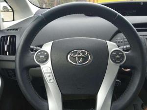 Balts Toyota Prius 2010 Panevēža, ar dzinēja tilpumu 1.80 L un nobraukumu 251 tūkst. km par 6000 €, foto 27 vietnē AUTOMOTO.COM.LV