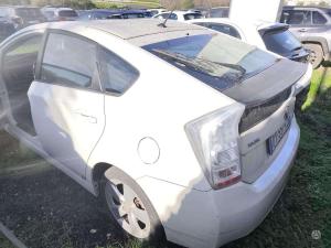 Balts Toyota Prius 2010 Panevēža, ar dzinēja tilpumu 1.80 L un nobraukumu 251 tūkst. km par 6000 €, foto 43 vietnē AUTOMOTO.COM.LV