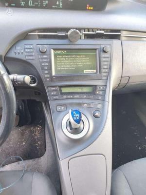 Balts Toyota Prius 2010 Panevēža, ar dzinēja tilpumu 1.80 L un nobraukumu 251 tūkst. km par 6000 €, foto 46 vietnē AUTOMOTO.COM.LV