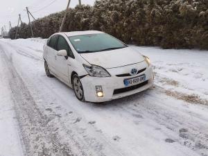 Balts Toyota Prius 2011 Kauņa, ar dzinēja tilpumu 1.80 L un nobraukumu 367 tūkst. km par 2800 €, foto 34 vietnē AUTOMOTO.COM.LV