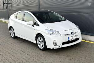 Balts Toyota Prius 2011 Viļņa, ar dzinēja tilpumu 1.80 L un nobraukumu 342 tūkst. km par 5000 €, foto 2 vietnē AUTOMOTO.COM.LV