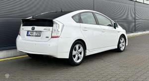 Balts Toyota Prius 2011 Viļņa, ar dzinēja tilpumu 1.80 L un nobraukumu 342 tūkst. km par 5000 €, foto 8 vietnē AUTOMOTO.COM.LV