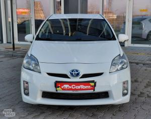 Balts Toyota Prius 2011 Viļņa, ar dzinēja tilpumu 1.80 L un nobraukumu 386 tūkst. km par 4900 €, foto 3 vietnē AUTOMOTO.COM.LV