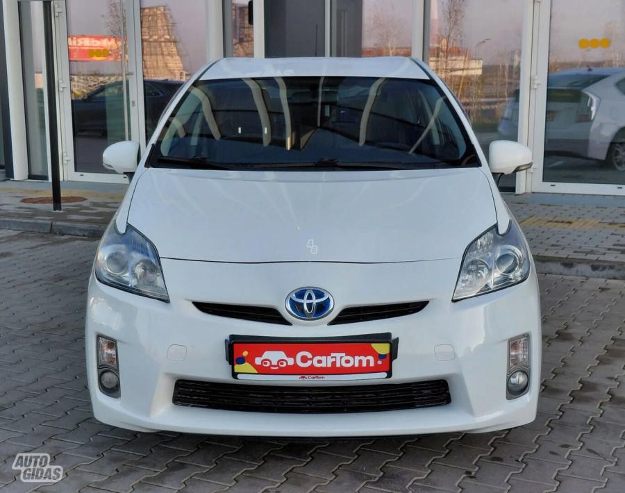 Balts Toyota Prius 2011 Viļņa, ar dzinēja tilpumu 1.80 L un nobraukumu 386 tūkst. km par 4900 €, foto 3 vietnē AUTOMOTO.COM.LV
