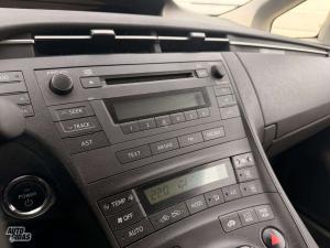 Balts Toyota Prius 2011 Viļņa, ar dzinēja tilpumu 1.80 L un nobraukumu 335 tūkst. km par 3950 €, foto 23 vietnē AUTOMOTO.COM.LV