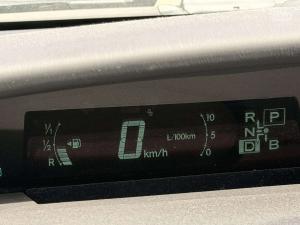 Balts Toyota Prius 2011 Viļņa, ar dzinēja tilpumu 1.80 L un nobraukumu 335 tūkst. km par 3950 €, foto 24 vietnē AUTOMOTO.COM.LV