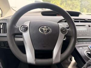 Balts Toyota Prius 2011 Viļņa, ar dzinēja tilpumu 1.80 L un nobraukumu 335 tūkst. km par 3950 €, foto 31 vietnē AUTOMOTO.COM.LV