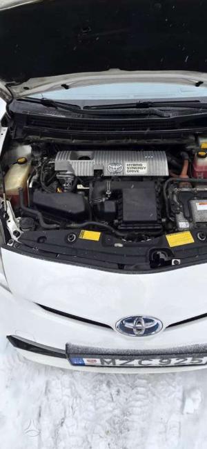 Balts Toyota Prius 2012 Viļņa, ar dzinēja tilpumu 1.80 L un nobraukumu 280 tūkst. km par 6100 €, foto 12 vietnē AUTOMOTO.COM.LV