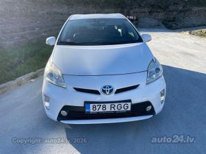Balts Toyota Prius 2012 Tallina, ar dzinēja tilpumu 1.80 L un nobraukumu 450 tūkst. km par 5900 €, foto 3 vietnē AUTOMOTO.COM.LV