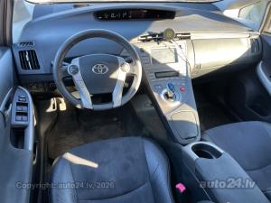 Balts Toyota Prius 2012 Tallina, ar dzinēja tilpumu 1.80 L un nobraukumu 450 tūkst. km par 5900 €, foto 8 vietnē AUTOMOTO.COM.LV