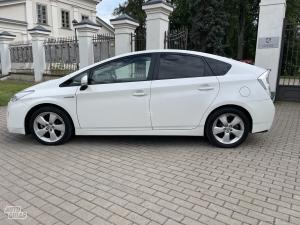 Белый Тойота Приус 2012 в Вильнюс, объемом двигателя 1.80 л и пробегом 380 тыс. км за 5800 €, фото 4 на AUTOMOTO.COM.LV