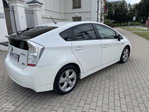 Белый Тойота Приус 2012 в Вильнюс, объемом двигателя 1.80 л и пробегом 380 тыс. км за 5800 €, фото 14 на AUTOMOTO.COM.LV