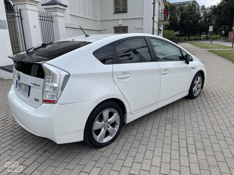 Белый Тойота Приус 2012 в Вильнюс, объемом двигателя 1.80 л и пробегом 380 тыс. км за 5800 €, фото 14 на AUTOMOTO.COM.LV