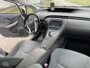 Белый Тойота Приус 2012 в Вильнюс, объемом двигателя 1.80 л и пробегом 380 тыс. км за 5800 €, фото 26 на AUTOMOTO.COM.LV