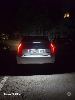 Белый Тойота Приус 2012 в Шяуляй, объемом двигателя 1.80 л и пробегом 320 тыс. км за 8700 €, фото 19 на AUTOMOTO.COM.LV