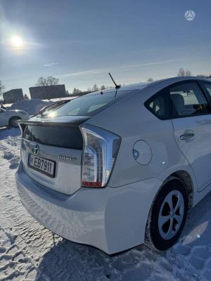 Balts Toyota Prius 2013 Panevēža, ar dzinēja tilpumu 1.80 L un nobraukumu 187 tūkst. km par 9700 €, foto 6 vietnē AUTOMOTO.COM.LV