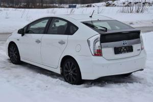Balts Toyota Prius 2013 Viļņa, ar dzinēja tilpumu 1.80 L un nobraukumu 264 tūkst. km par 7950 €, foto 5 vietnē AUTOMOTO.COM.LV