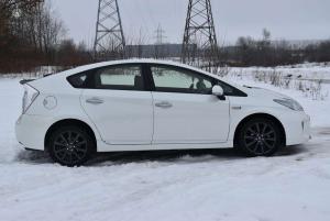 Balts Toyota Prius 2013 Viļņa, ar dzinēja tilpumu 1.80 L un nobraukumu 264 tūkst. km par 7950 €, foto 6 vietnē AUTOMOTO.COM.LV