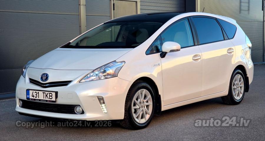White Toyota Prius 2013 in Tallinn, with an engine capacity of 1.80 L and mileage of 152 thousand km for 11900 €, photo 1 on AUTOMOTO.COM.LV