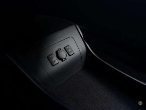 Белый Тойота Приус 2013 в Каунас, объемом двигателя 1.80 л и пробегом 330 тыс. км за 7600 €, фото 23 на AUTOMOTO.COM.LV