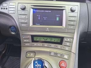 Balts Toyota Prius 2013 Viļņa, ar dzinēja tilpumu 1.80 L un nobraukumu 218 tūkst. km par 8900 €, foto 10 vietnē AUTOMOTO.COM.LV