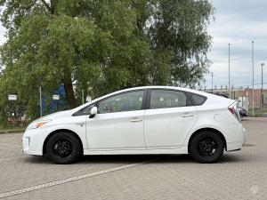 Белый Тойота Приус 2014 в Вильнюс, объемом двигателя 1.80 л и пробегом 129 тыс. км за 8500 €, фото 9 на AUTOMOTO.COM.LV