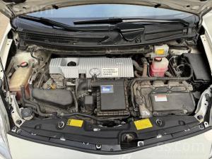 Balts Toyota Prius 2015 Rīga, ar dzinēja tilpumu 1.80 L un nobraukumu 254 tūkst. km par 5100 €, foto 11 vietnē AUTOMOTO.COM.LV