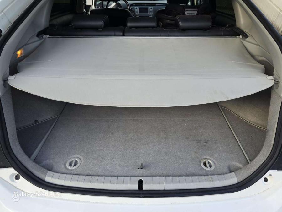 Balts Toyota Prius 2015 Kauņa, ar dzinēja tilpumu 1.80 L un nobraukumu 290 tūkst. km par 6500 €, foto 10 vietnē AUTOMOTO.COM.LV