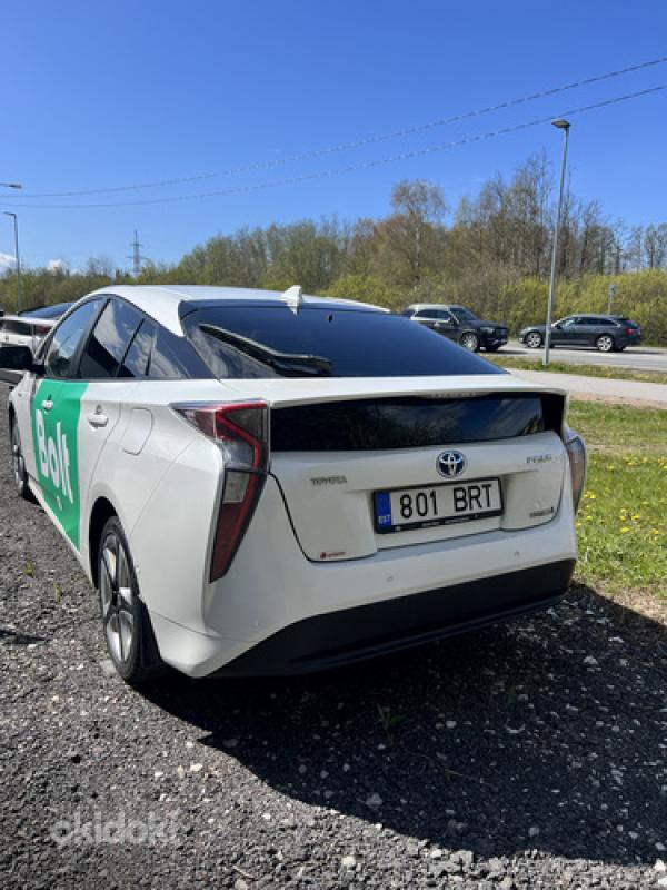 Balts Toyota Prius 2016 Tallina, ar dzinēja tilpumu 72.00 L un nobraukumu 370 tūkst. km par 11500 €, foto 2 vietnē AUTOMOTO.COM.LV