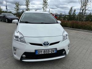 Balts Toyota Prius 2016 Viļņa, ar dzinēja tilpumu 1.80 L un nobraukumu 250 tūkst. km par 8950 €, foto 3 vietnē AUTOMOTO.COM.LV