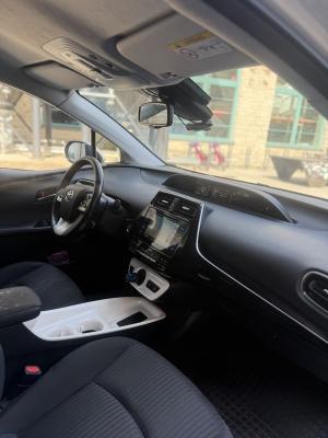 Balts Toyota Prius 2016 Tallina, ar dzinēja tilpumu 1.60 L un nobraukumu 284 tūkst. km par 10880 €, foto 21 vietnē AUTOMOTO.COM.LV