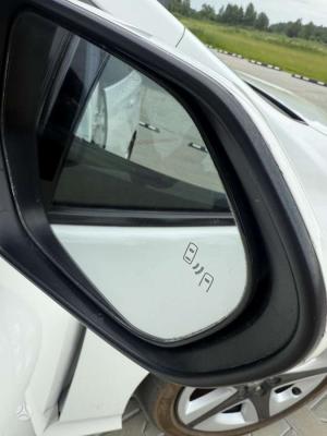 White Toyota Prius 2017 in Siauliai, with an engine capacity of 1.80 L and mileage of 250 thousand km for 9200 €, photo 22 on AUTOMOTO.COM.LV