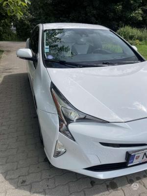 Balts Toyota Prius 2017 Raseiniai, ar dzinēja tilpumu 1.80 L un nobraukumu 201 tūkst. km par 10900 €, foto 10 vietnē AUTOMOTO.COM.LV