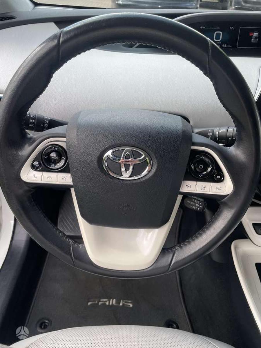Balts Toyota Prius 2017 Raseiniai, ar dzinēja tilpumu 1.80 L un nobraukumu 201 tūkst. km par 10900 €, foto 20 vietnē AUTOMOTO.COM.LV