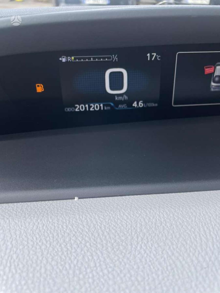 Balts Toyota Prius 2017 Raseiniai, ar dzinēja tilpumu 1.80 L un nobraukumu 201 tūkst. km par 10900 €, foto 22 vietnē AUTOMOTO.COM.LV