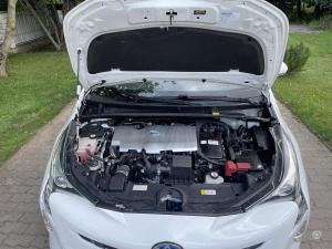 Balts Toyota Prius 2017 Raseiniai, ar dzinēja tilpumu 1.80 L un nobraukumu 201 tūkst. km par 10900 €, foto 27 vietnē AUTOMOTO.COM.LV