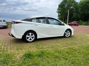 Balts Toyota Prius 2017 Kauņa, ar dzinēja tilpumu 1.80 L un nobraukumu 278 tūkst. km par 9999 €, foto 6 vietnē AUTOMOTO.COM.LV